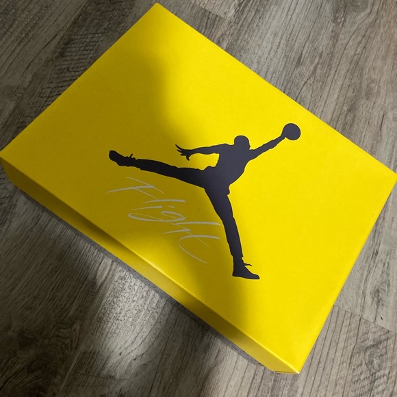 Jordan | Shoes | Jordan 4s Taxis Wore A Few Times But Kept In Good ...